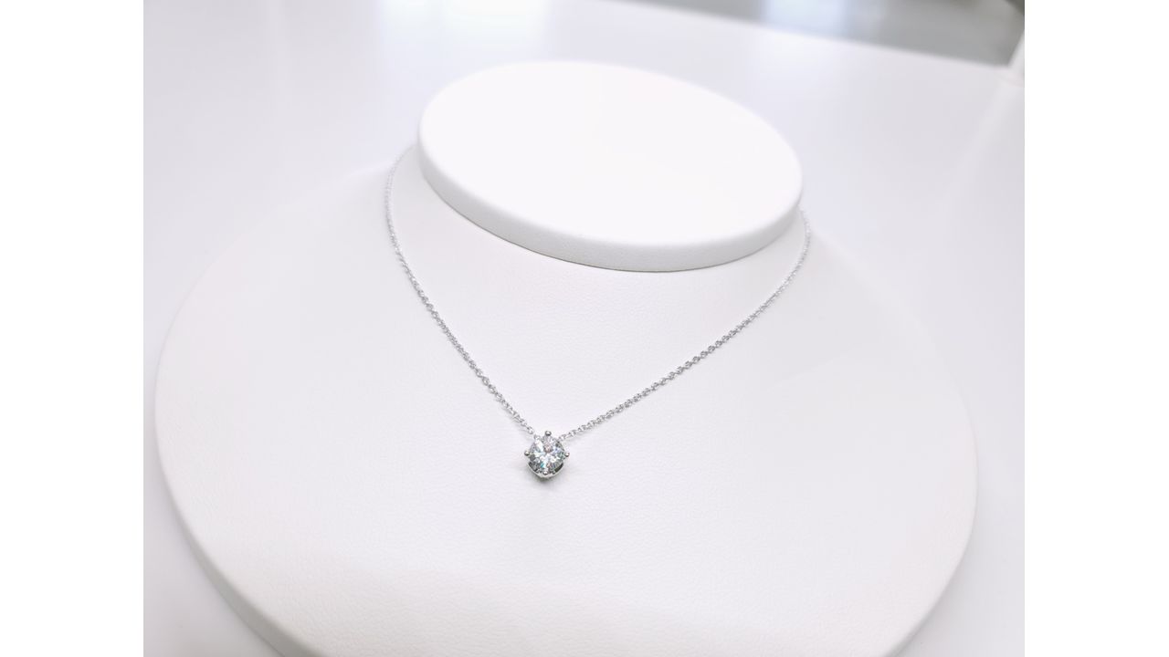 Creatable - The LEO First Light Diamond - Jared.