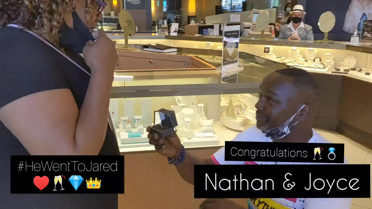 Creatable - Surprise Proposal at Jared Louisville - Jared.