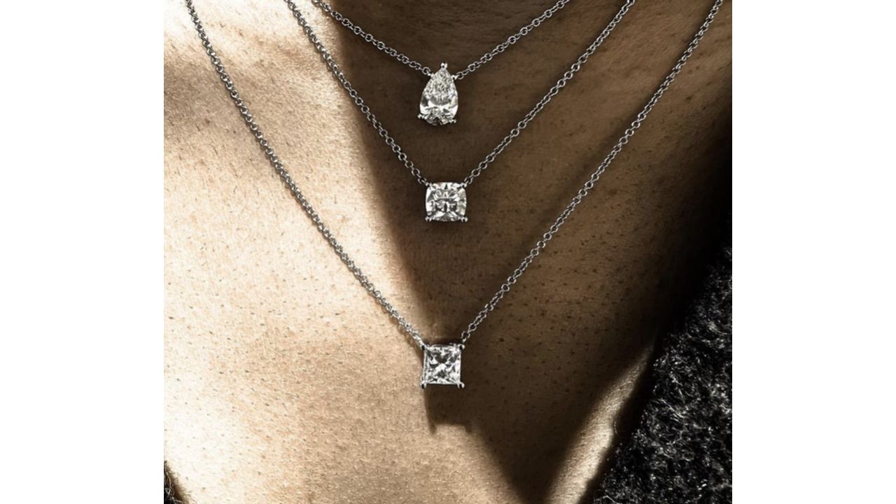 Creatable - Sparkling Strands - Jared.