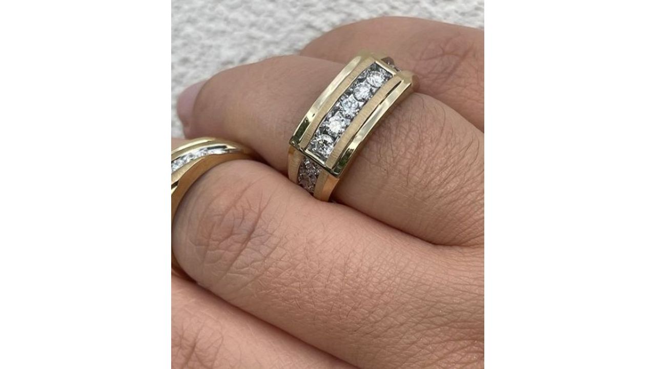 Creatable - Men's Yellow Gold Wedding Bands - Jared.