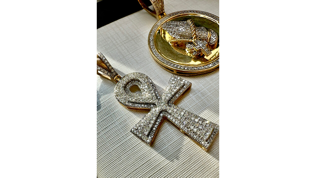 Creatable - Ankh Charm - Jared.