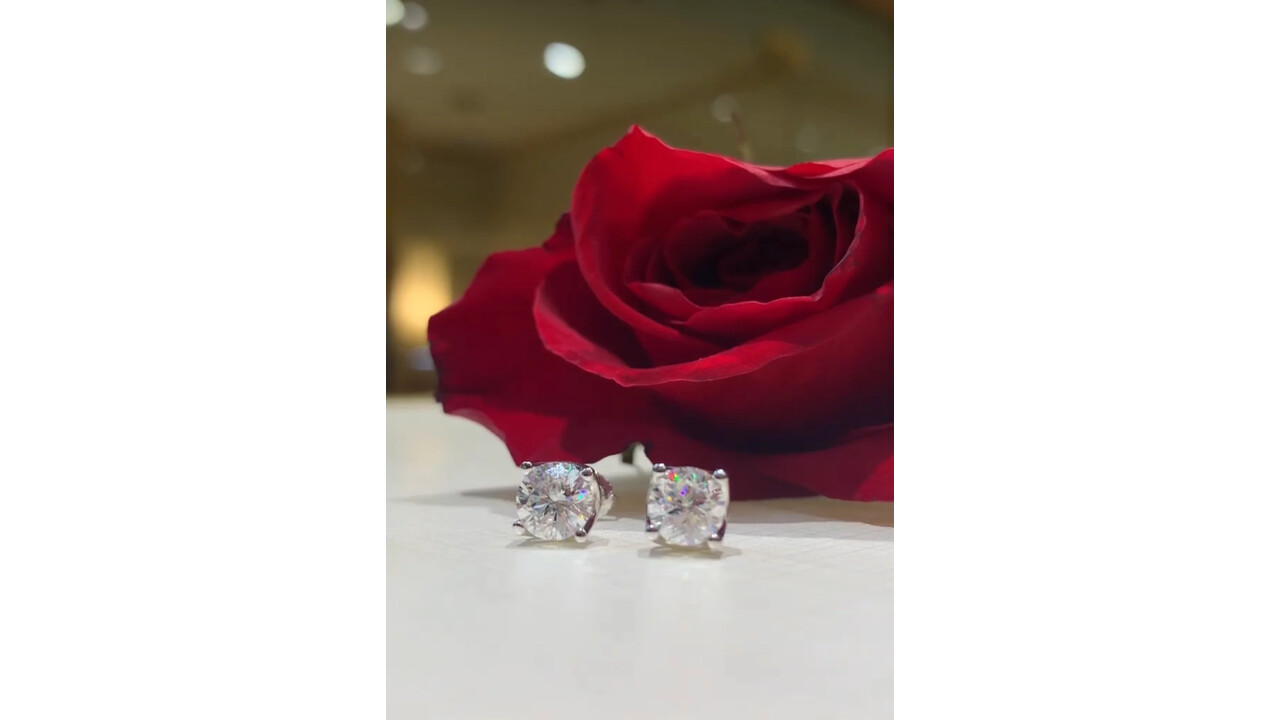 Creatable - Diamond studs equal romance - Jared.