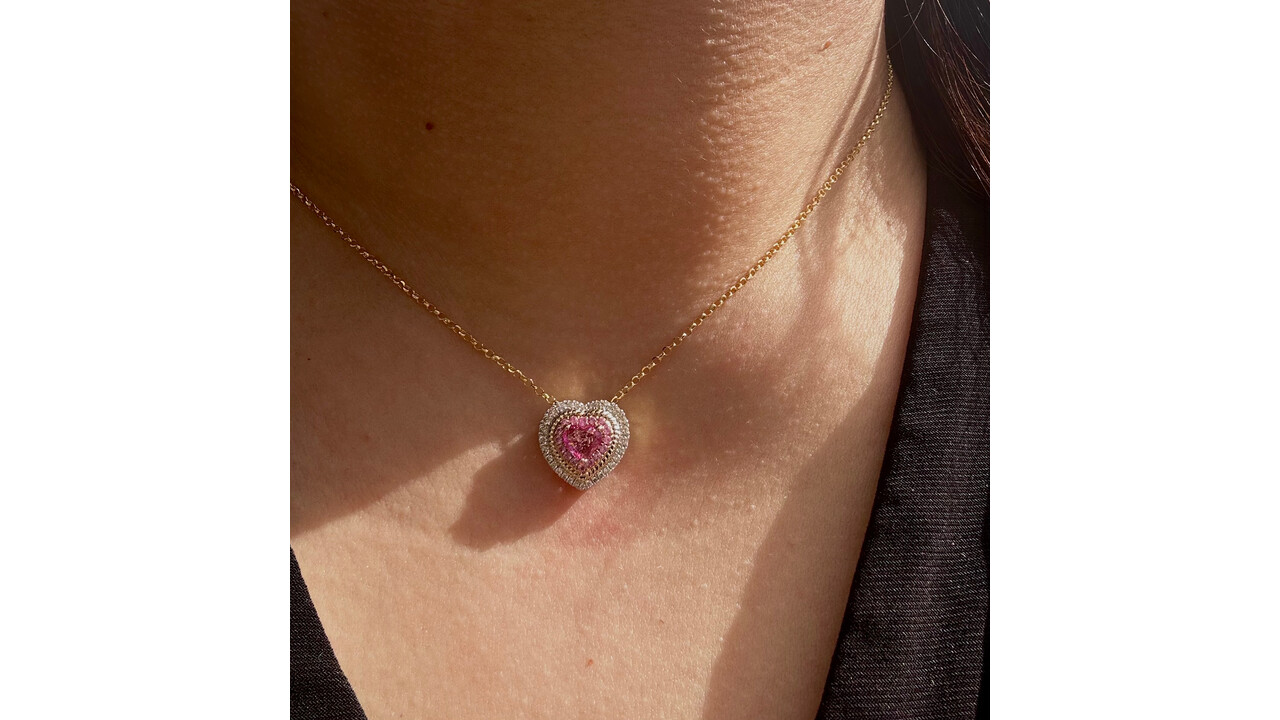 Creatable - Radiating hearts and love - Jared.