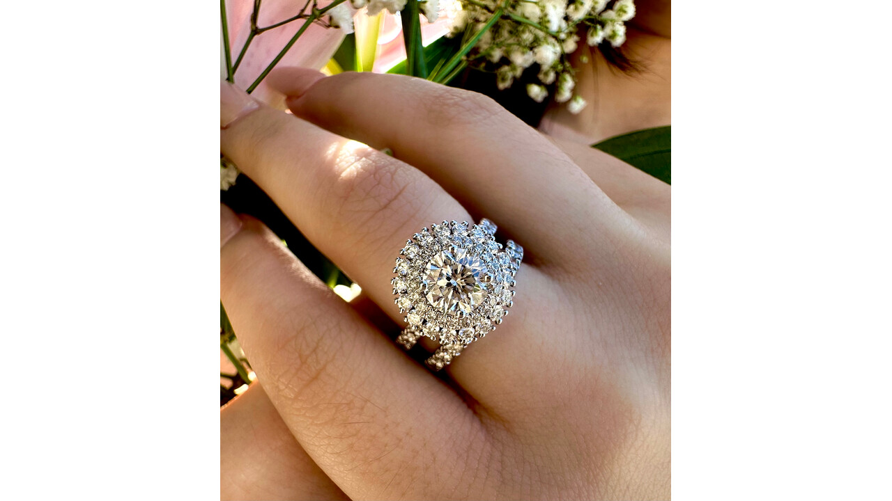 Creatable - Celebrate with a diamond ring! - Jared.