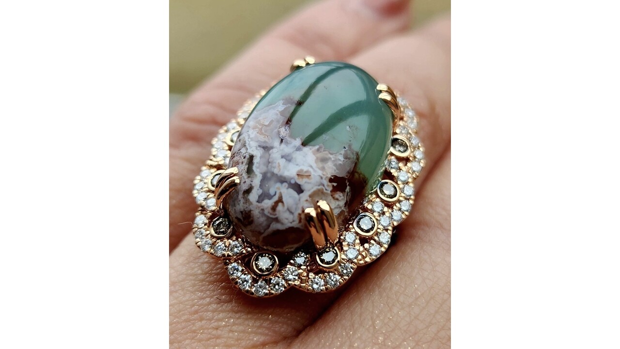 Creatable - Peacock Aquaprase - Jared.