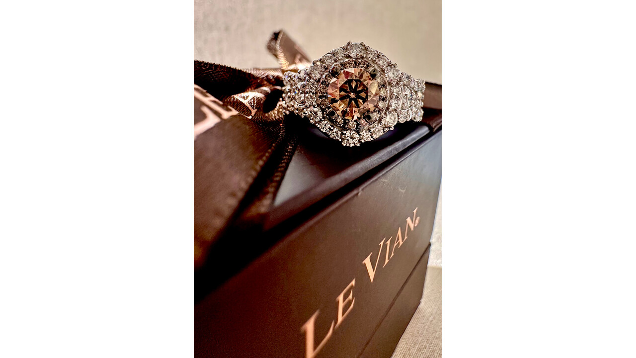 Creatable - Decadence meets luxury! - Jared.