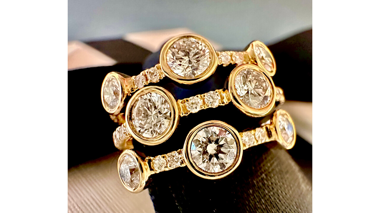 Creatable - Shy Creation Bezel set ring - Jared.