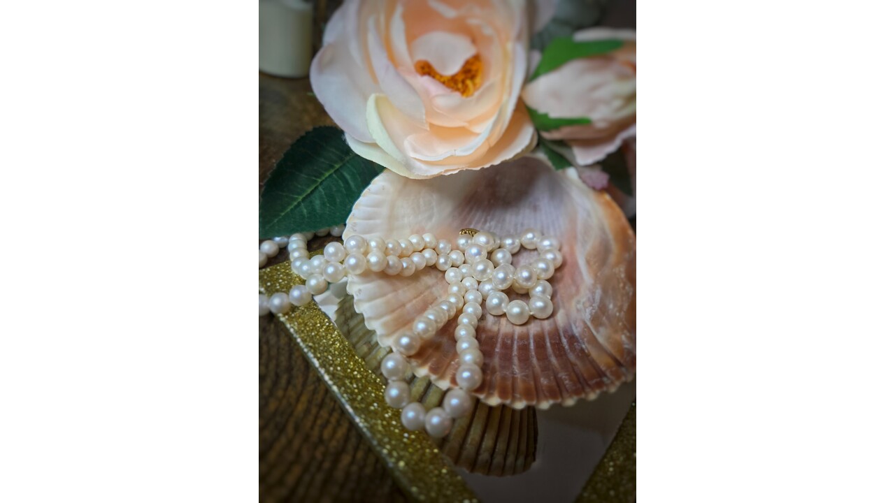 Creatable - Pearl Strands - Jared.