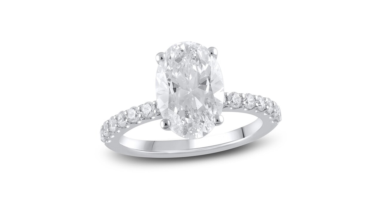 Creatable - BIG Brilliance in Oval Diamonds - Jared.