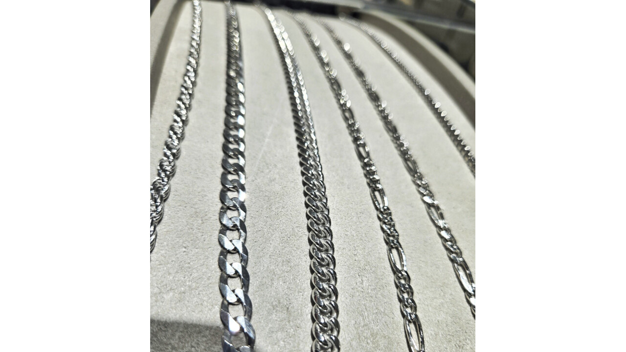 Creatable - Silver Chains - Jared.