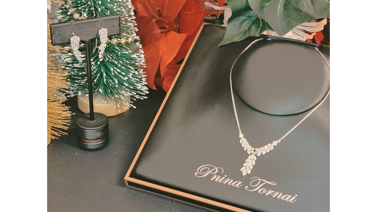 Creatable - Spend the Holidays with Pnina Tornai - Jared.