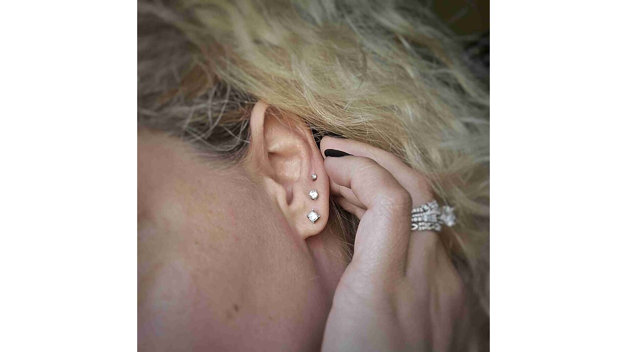 Creatable - Solitaire Diamond Earrings - Jared.