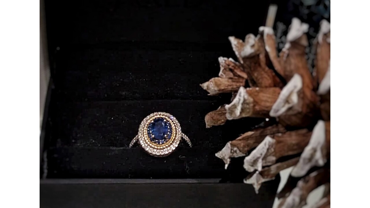 Creatable - Blue is Her Color - Jared.