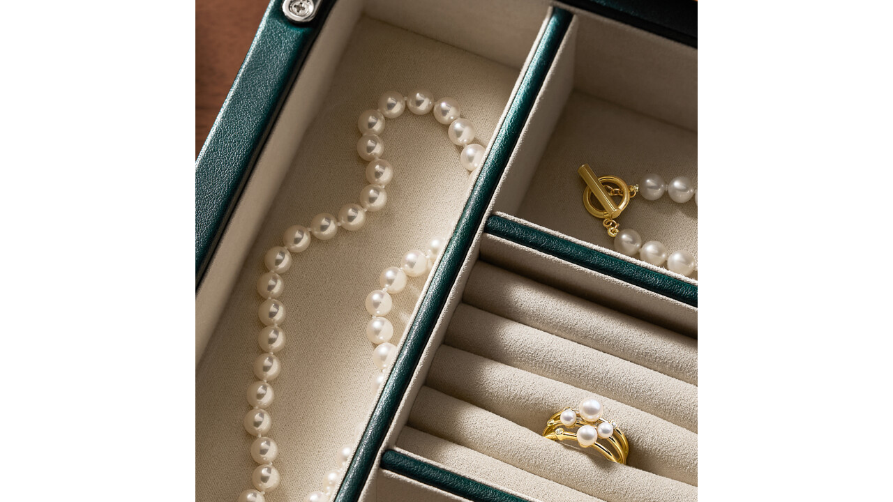 Creatable - December Week 1 - Pearls - Jared.