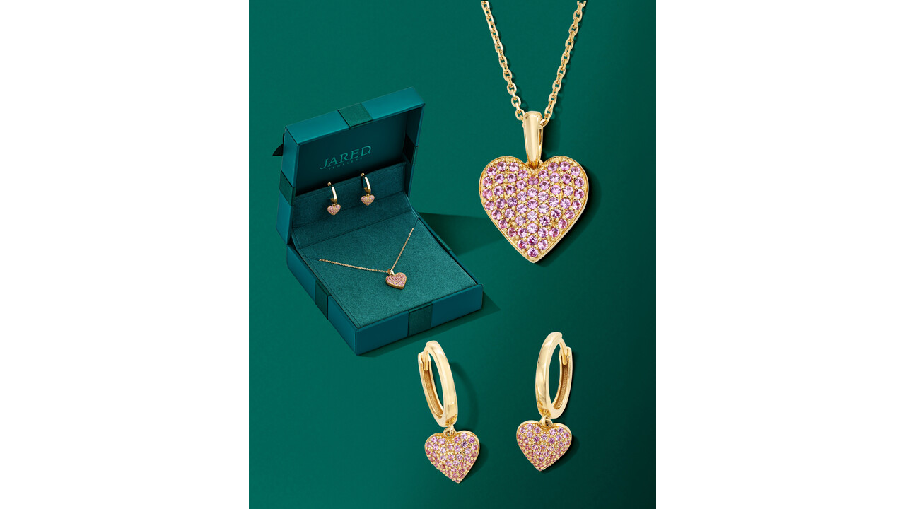 Creatable - Val Day Boxed Gift Set focus - Jared.