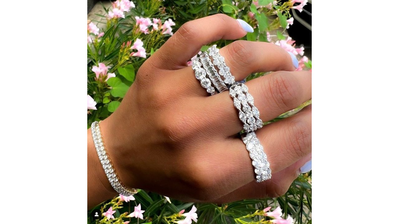 Creatable - Anniversary band - Kay Jewelers.