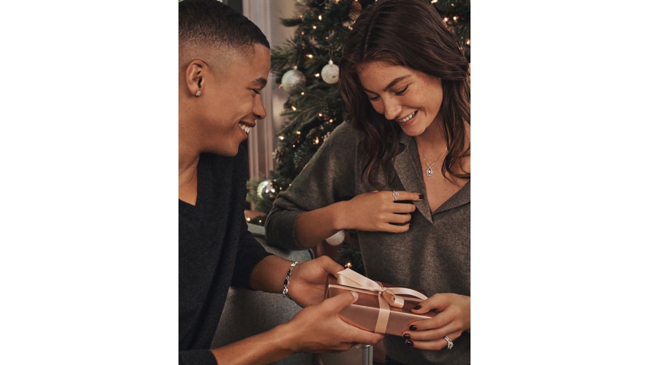 Creatable - Holiday Gift Guide - Kay Jewelers.