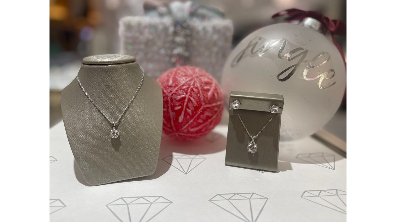 Creatable - Stocking Stuffers - Kay Jewelers.