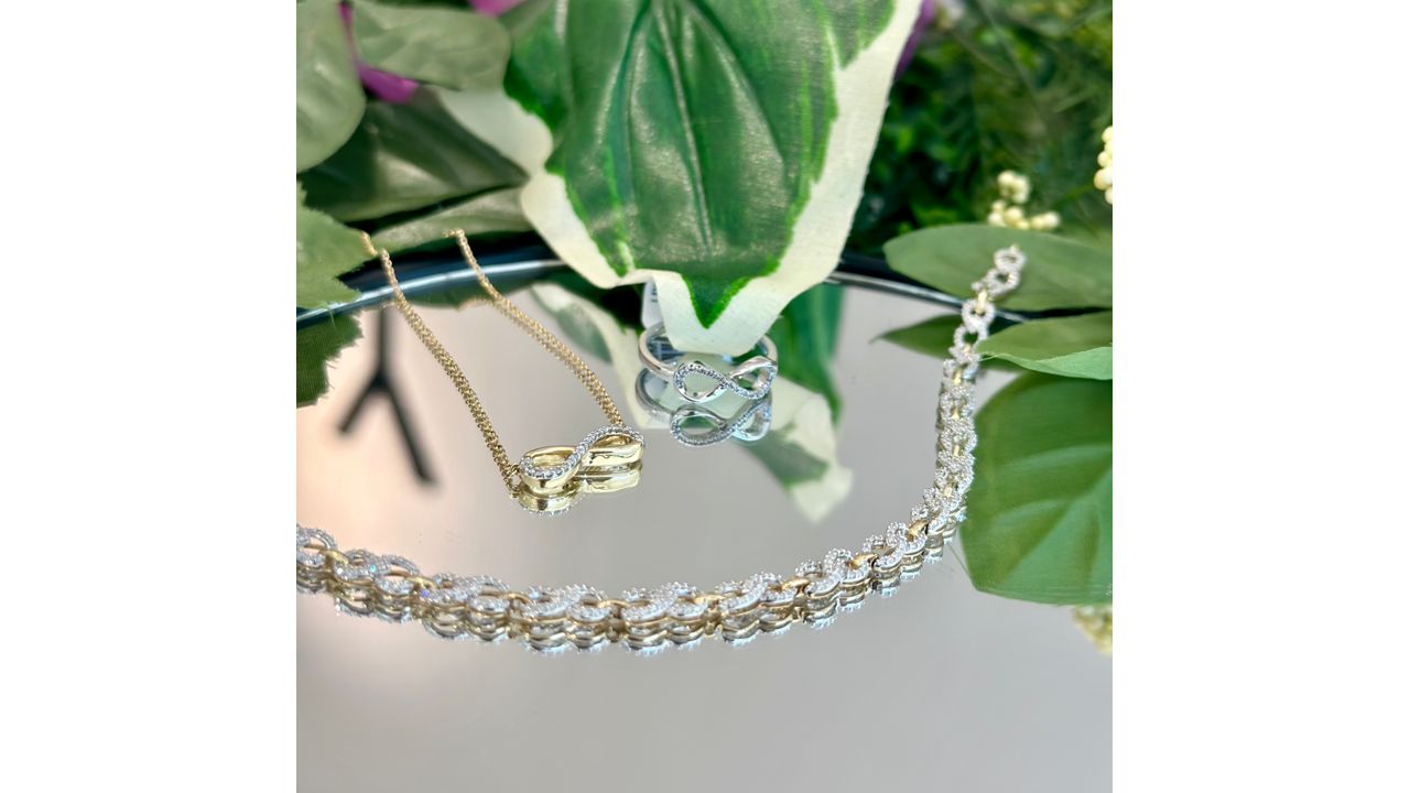 Creatable - Love you to Infinity - Kay Jewelers.