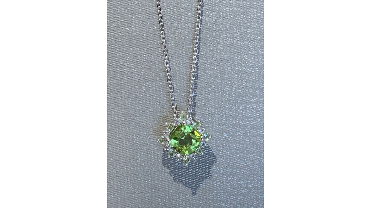 Creatable - August Birthstone- Peridot - Kay Jewelers.