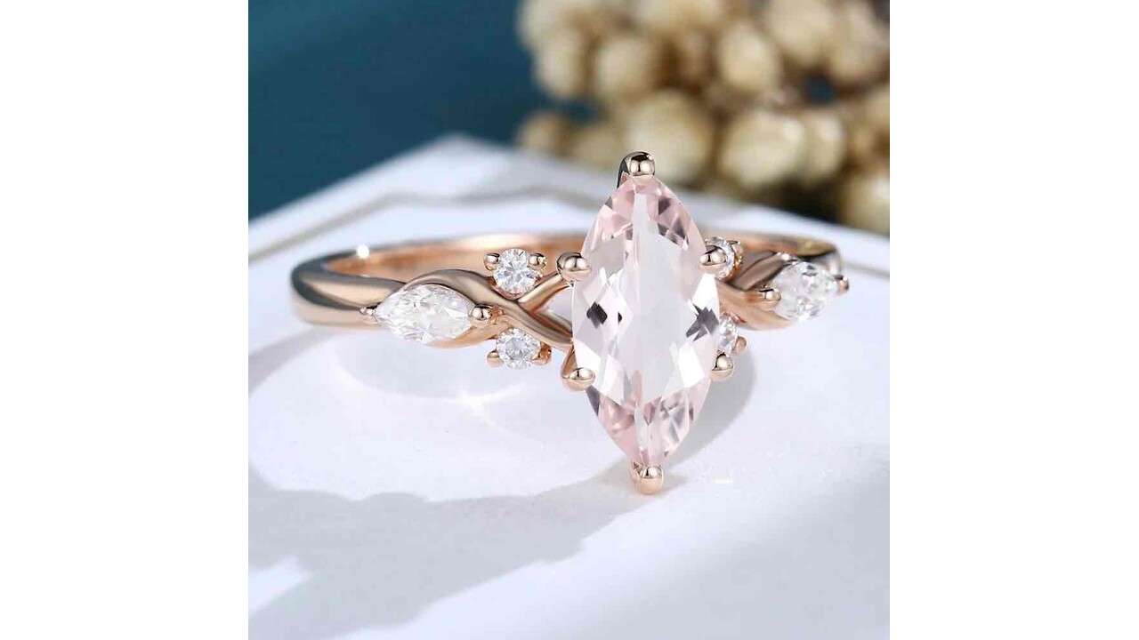 Creatable - Regal Radiance Perfectly capture the majestic beauty and ...