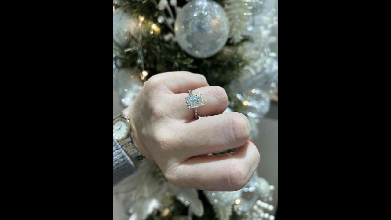 Creatable - Sparkling Savings Emerald Cut - Kay Jewelers.
