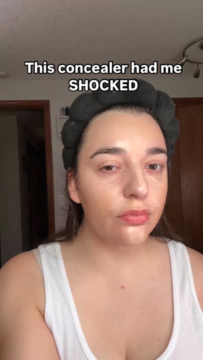 Cassie Rodgers - Video: Maybelline Age Rewind Concealer