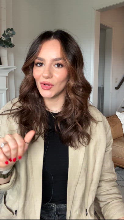 Tania Wells - Video: Tania Wells, IG reel (revised)