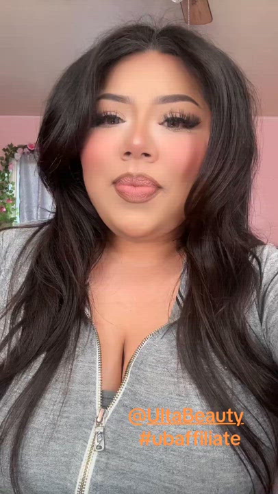 sandra Hidalgo - Video: Spring Haul Sale