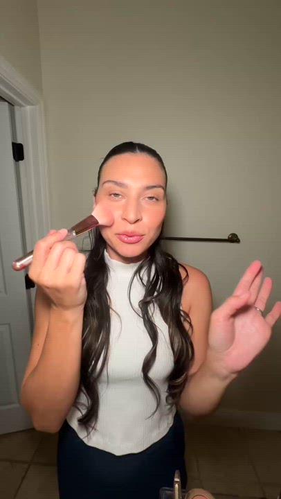 Cheyenne Fumar - Video: 21 Days of Beauty Event