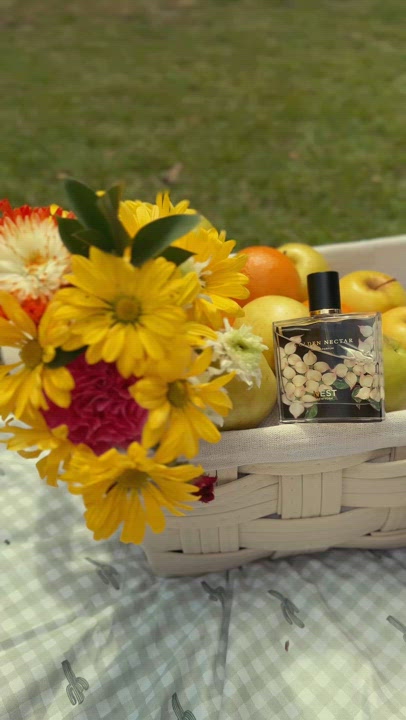 nubraska Itriago - Video: Golden Nectar Eau de Parfum
