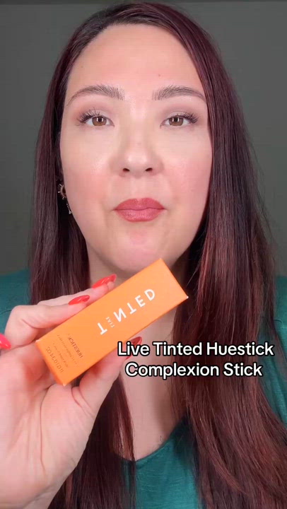 Ivory Winters - Video: Trying on the new Huestick Complexion Stick from ...