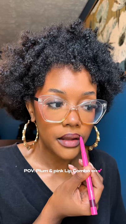 Marisa Hicks - Video: Plum & Pink Lip Combo💕
