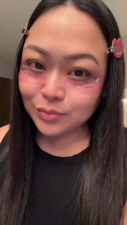 Michelle Fuentes - Video: The Crème Shop X Hello Kitty ♥️