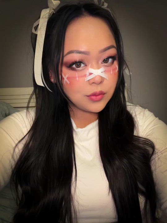 Michelle Fuentes - Video: Viral Ribbon Doll Makeup 🎀
