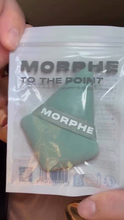 Michelle Fuentes - Video: MORPHE To The Point Dual Sided Powder Puff