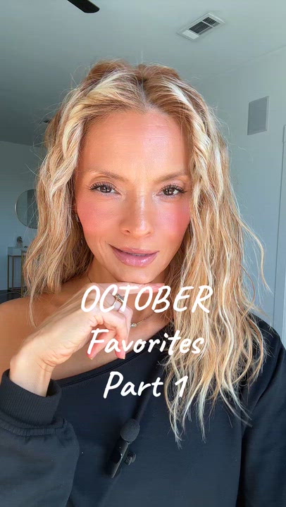 Lorena Hernandez - Video: October Favorites Pt. 2