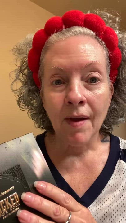 Becky Meadows - Video: Team Elphaba