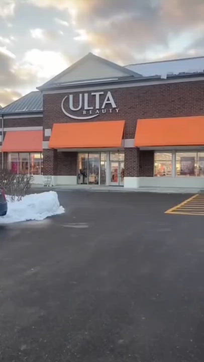 Angela Marshall - Video: Gifting Made Easy at Ulta Beauty