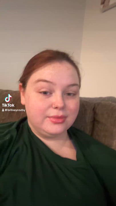 Britney Cozby - Video: Last Minute Gift Ideas