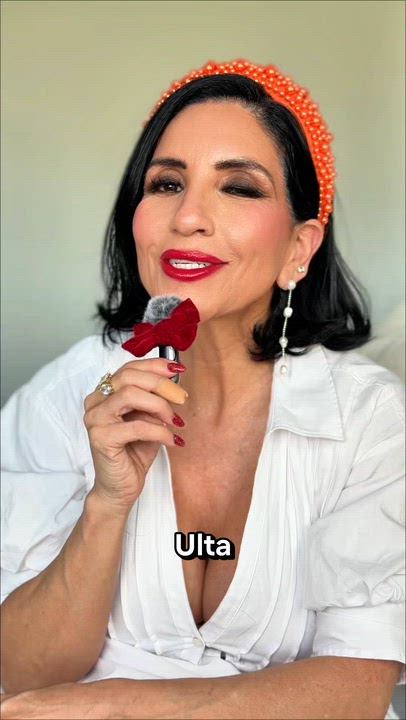 Jo Placencio - Video: Love Your Skin Event